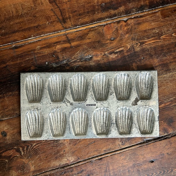 Kitchen | Vintage French 12 Madeleine Cake Tart Tin Metal Baking Pan ...